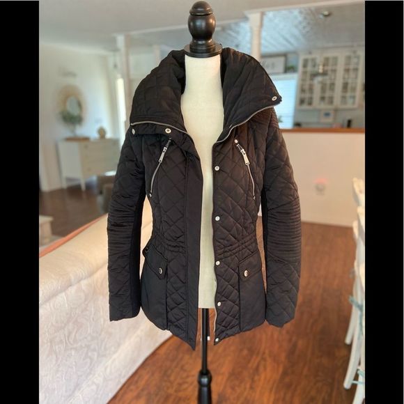 BCBGeneration | Jackets & Coats | Bcbgenerationblackquiltedjacket | Poshmark